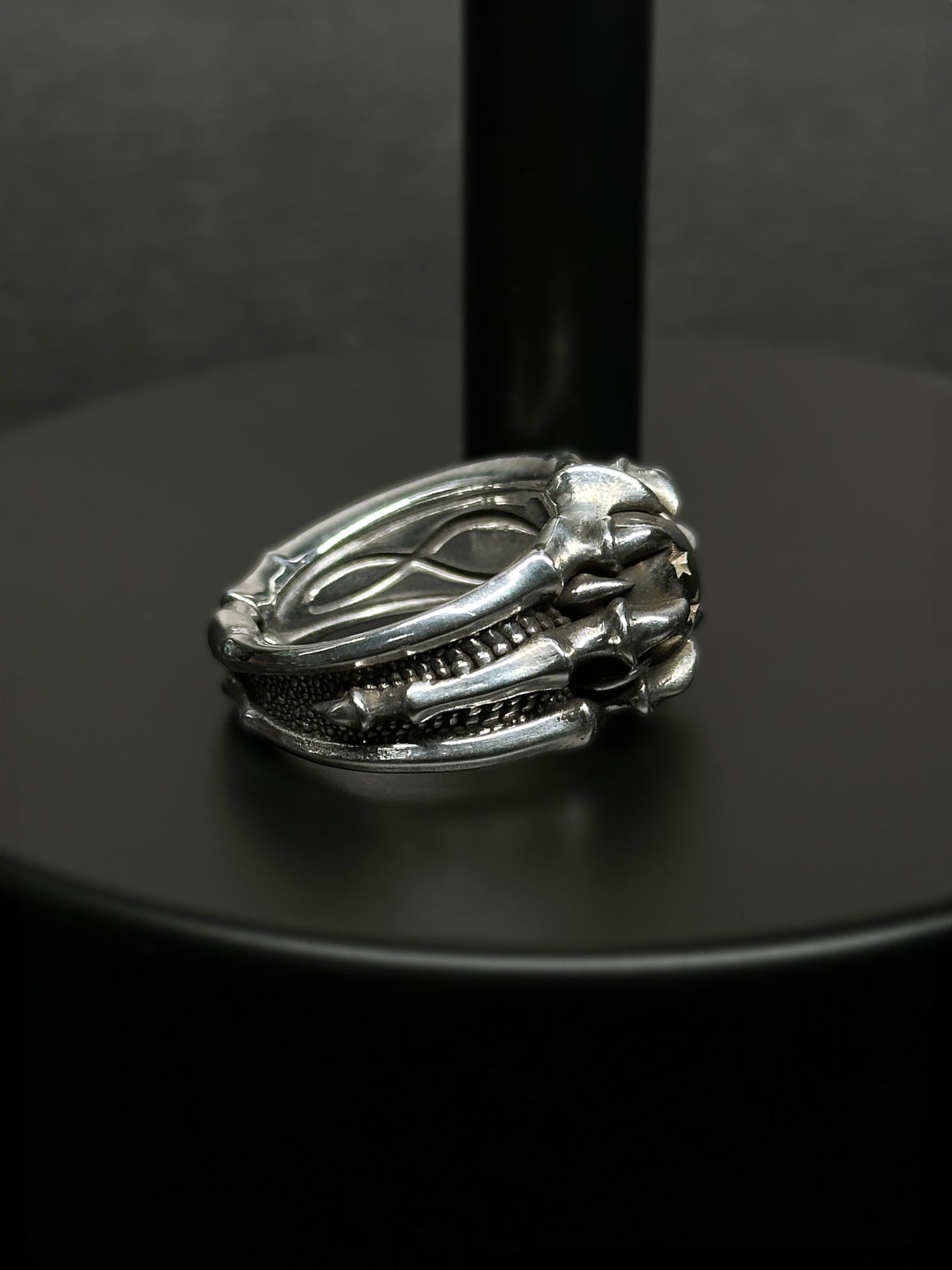 "DRAGON" Ring – SORA Clothing