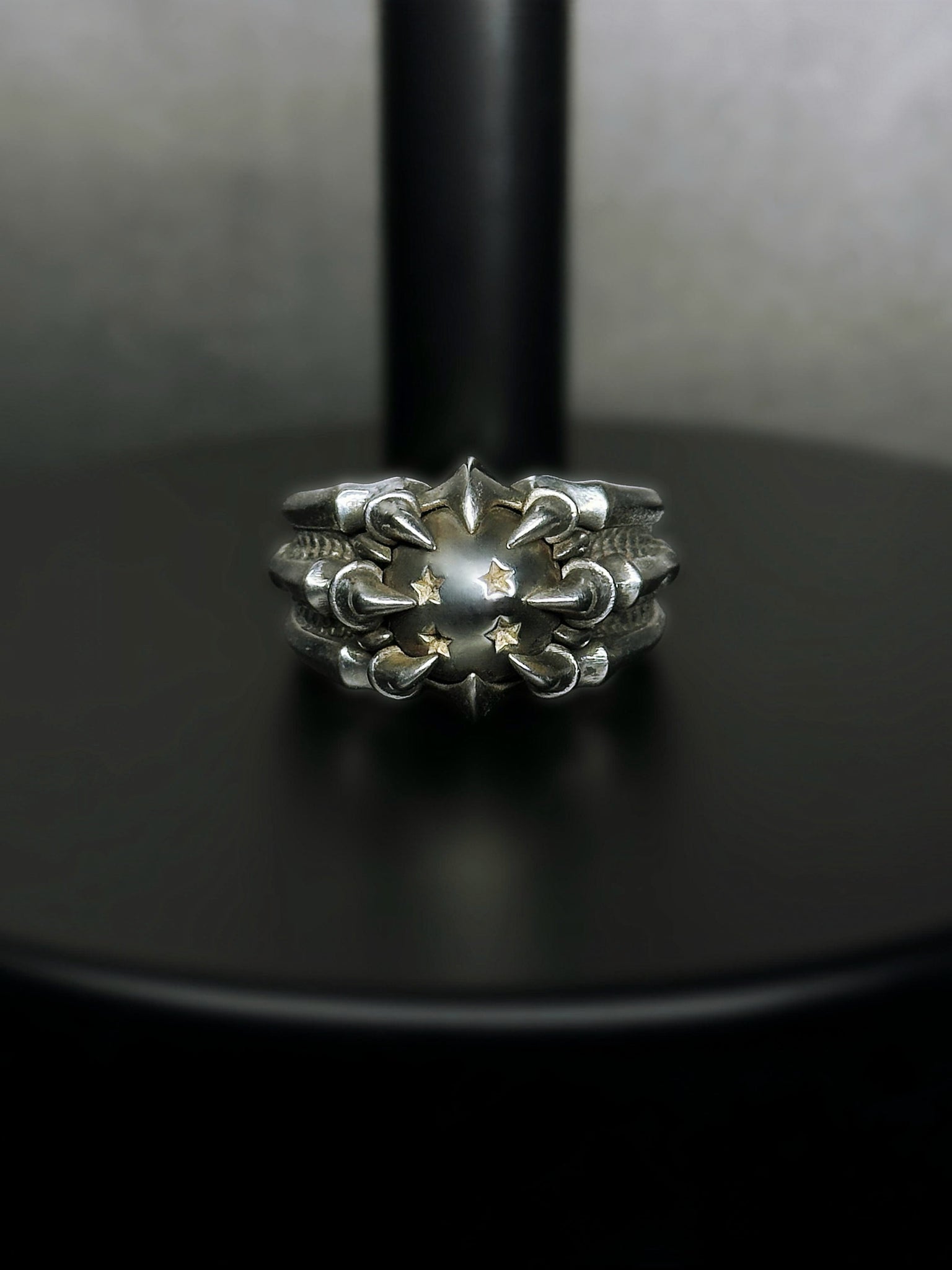 "DRAGON" Ring – SORA Clothing